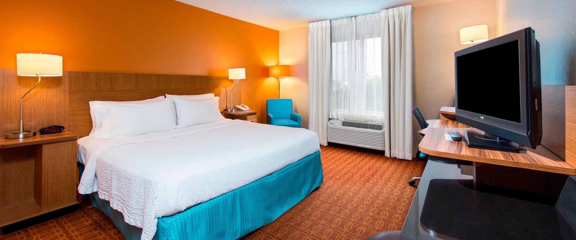 The Average Cost of Hotel Rooms in Lee County, Florida